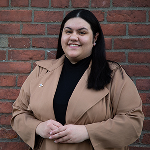 Exita Lealofi: Finding Herself | News & Information | University of ...