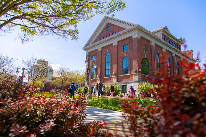 Home | Office of the Registrar | University of Washington Tacoma