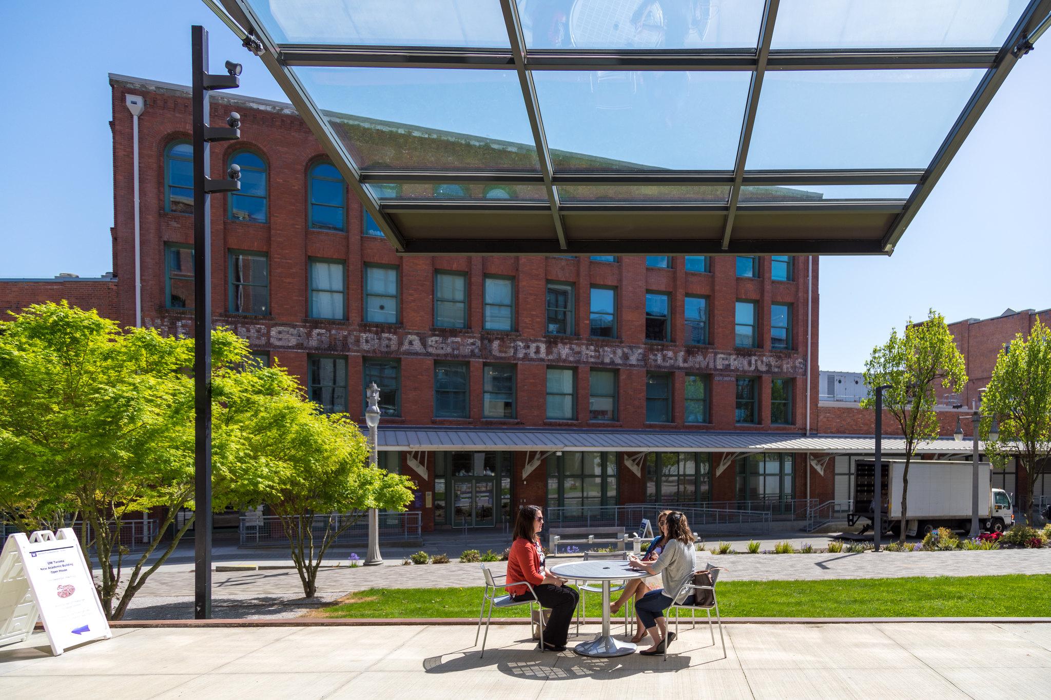 Home | School of Social Work & Criminal Justice | University of ...