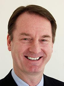 Executives in Residence tall | Milgard School of Business | University ...